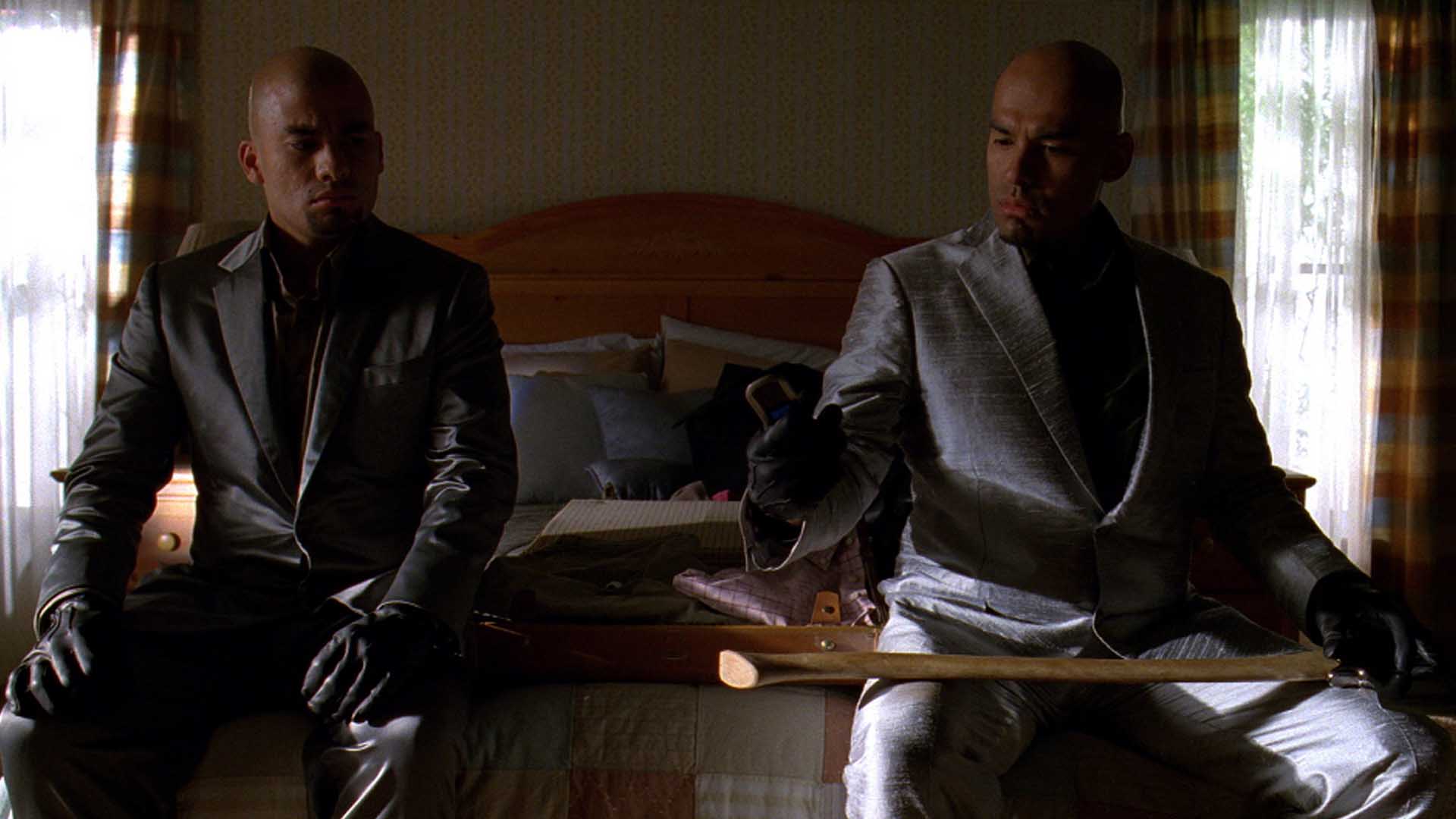 Video Extra - Breaking Bad - Talked About Scene Episode 306 Breaking Bad: The Police Meet Tuco’s ...