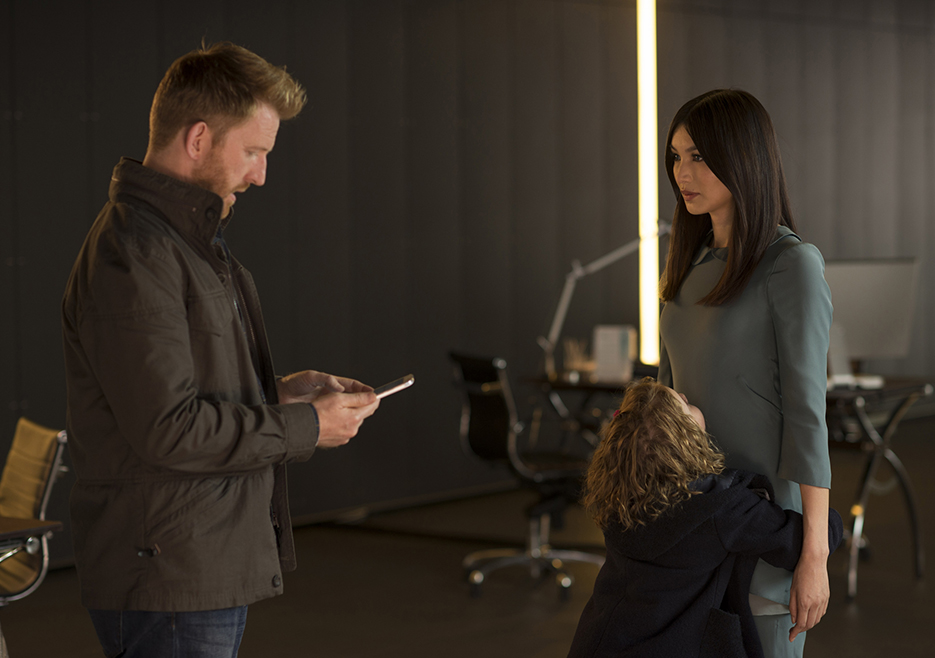 HUMANS - HUMANS Season 1 Photos - AMC