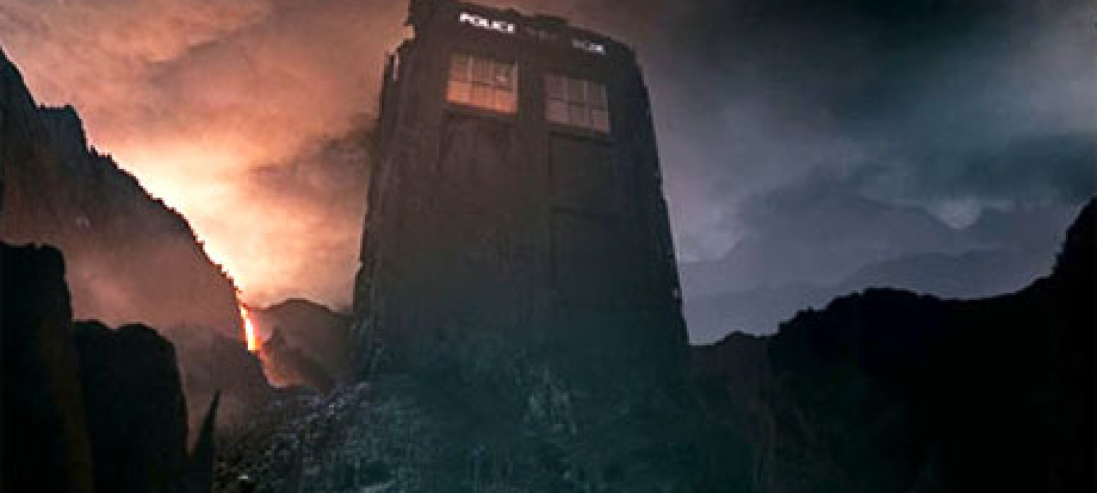 ‘Doctor Who’: Steven Moffat Explains The TARDIS On Trenzalore, Sort Of ...