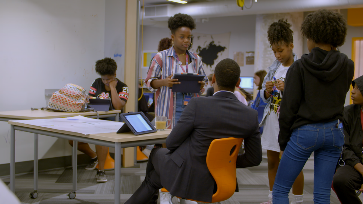 THE FIRST CLASS - DOC NYC